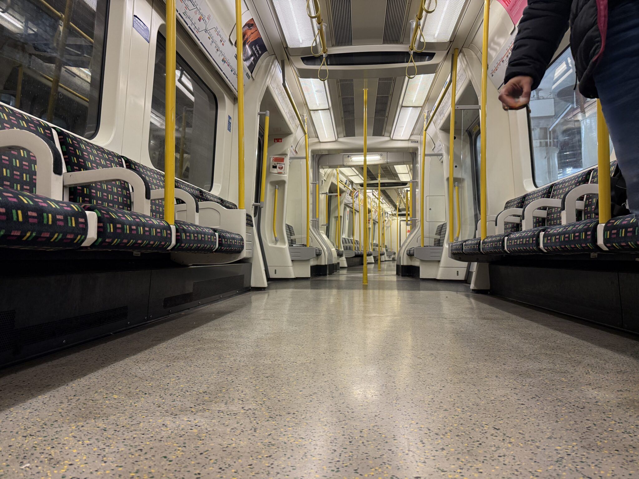 How to get around London like a local - Bev & Shams Adventures